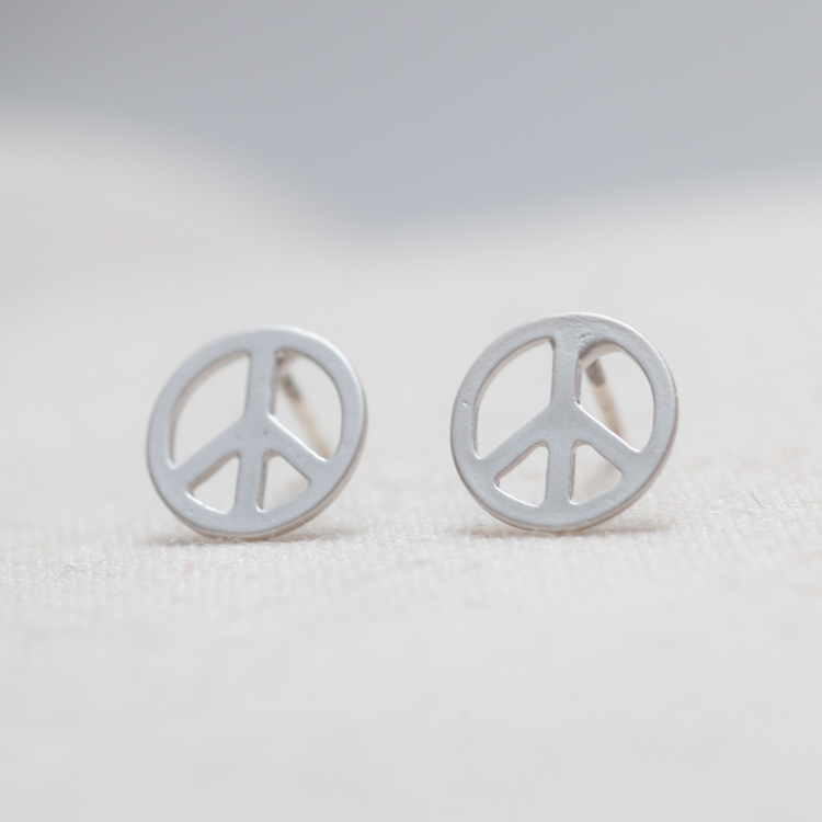 Peace Sign Stud Earrings In Silver on Luulla