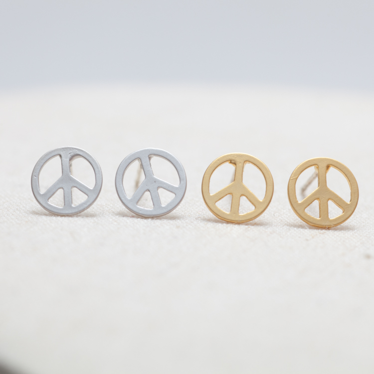 Peace Sign Stud Earrings In Silver on Luulla