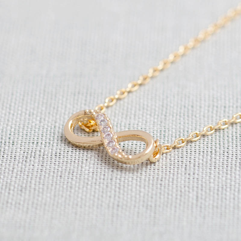 Tiny Infinity Necklace In Gold on Luulla